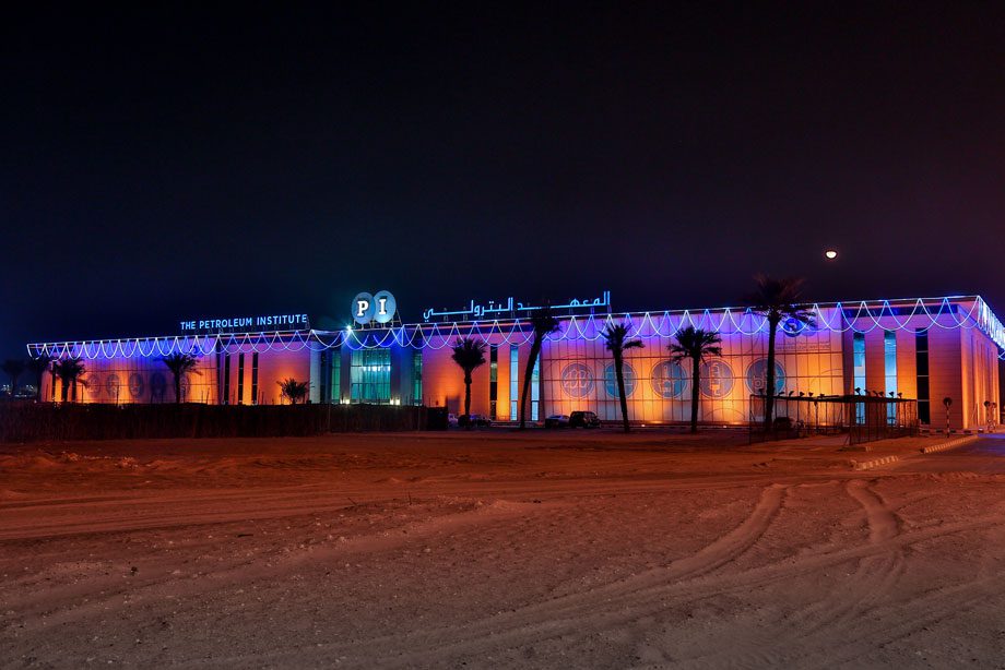Building And Mall Lighting | Light Tower Illumination